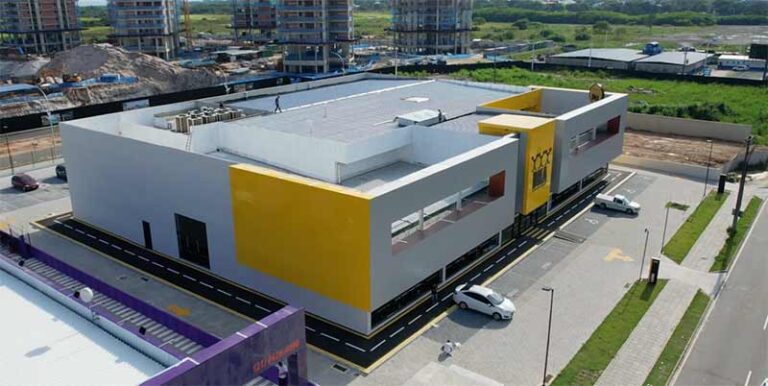 Por tás do fascinante timelapse da nova academia DNA na Barra da Tijuca ...